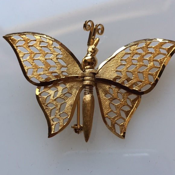 Vintage | Jewelry | Hinged Wings Butterfly Brooch | Poshmark